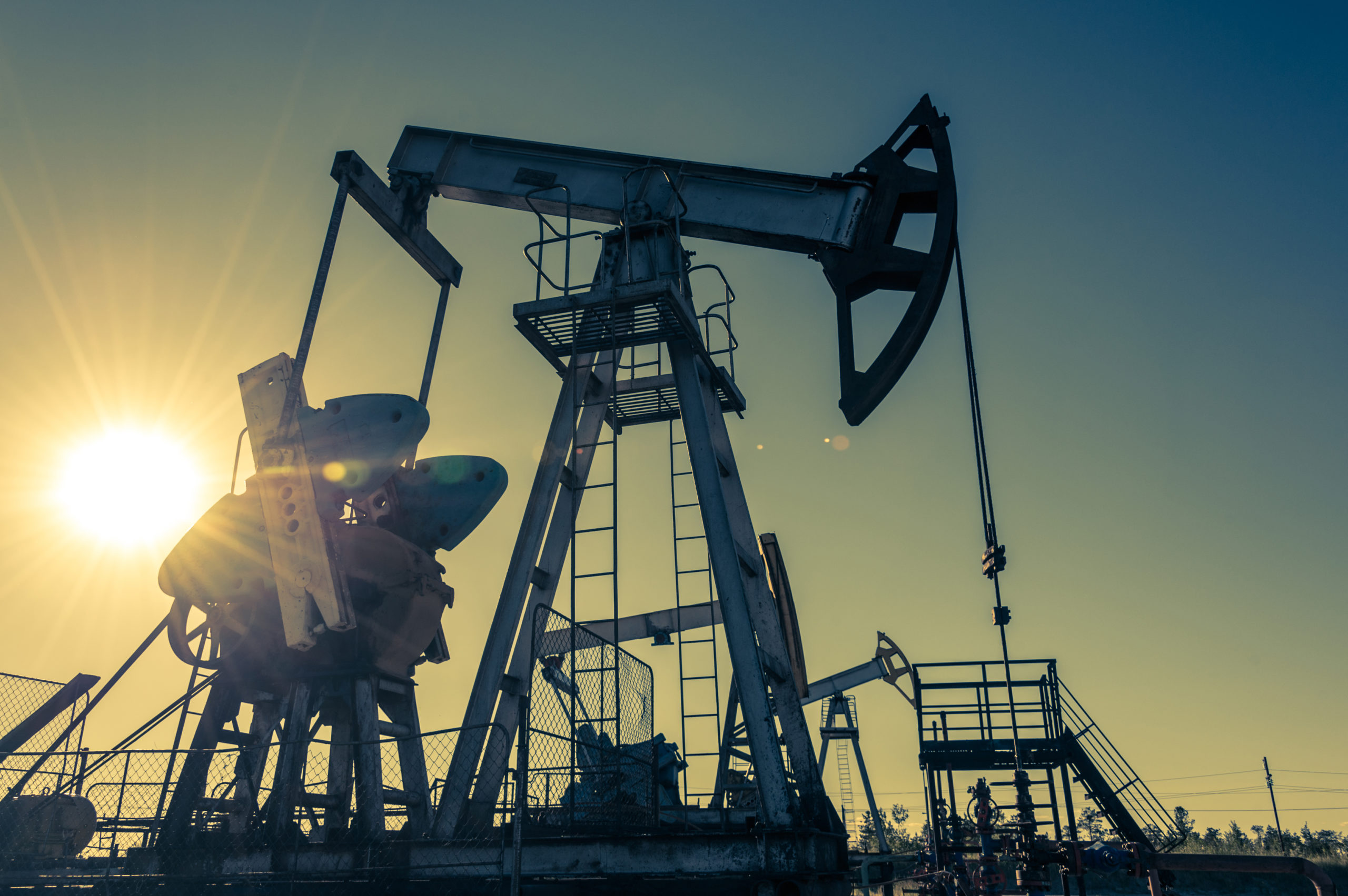 Oil Posts Largest Weekly Decline Since May - theprimarymarket.com
