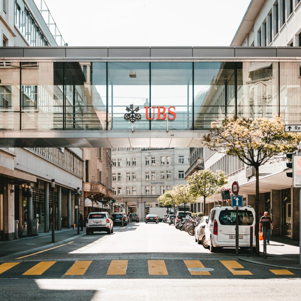 UBS Decides to Retain EY as Auditor Following Credit Suisse ...